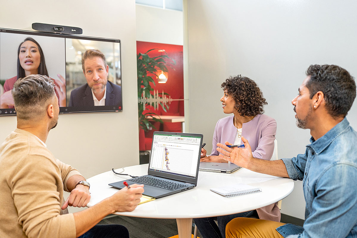 Poly Studio R30 USB Video Bar-EURO, EU, INTL English EMEA 842D2AA#ABB ...